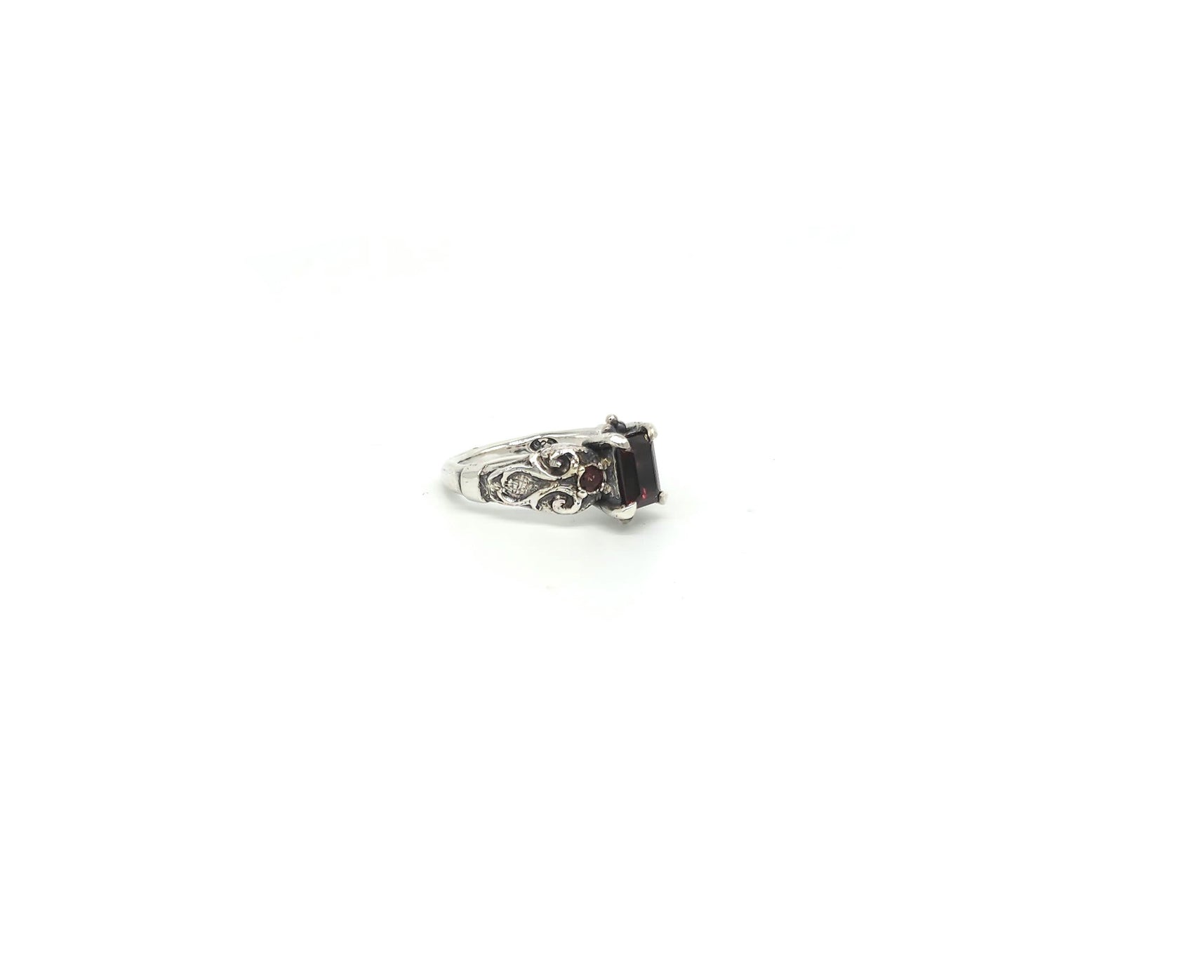 Sear Ring – Grave Metallum Jewellery