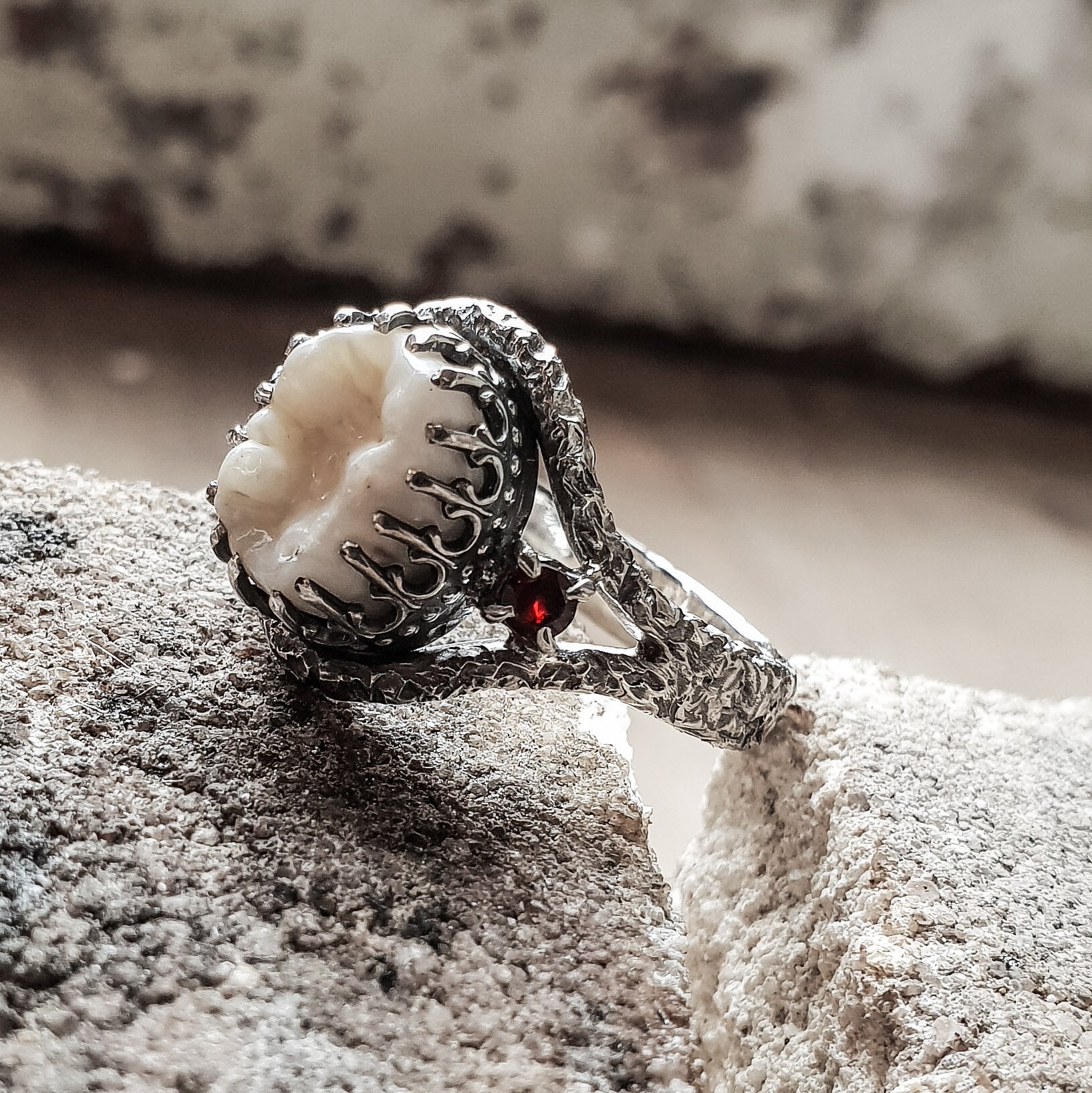 Teeth – Grave Metallum Jewellery